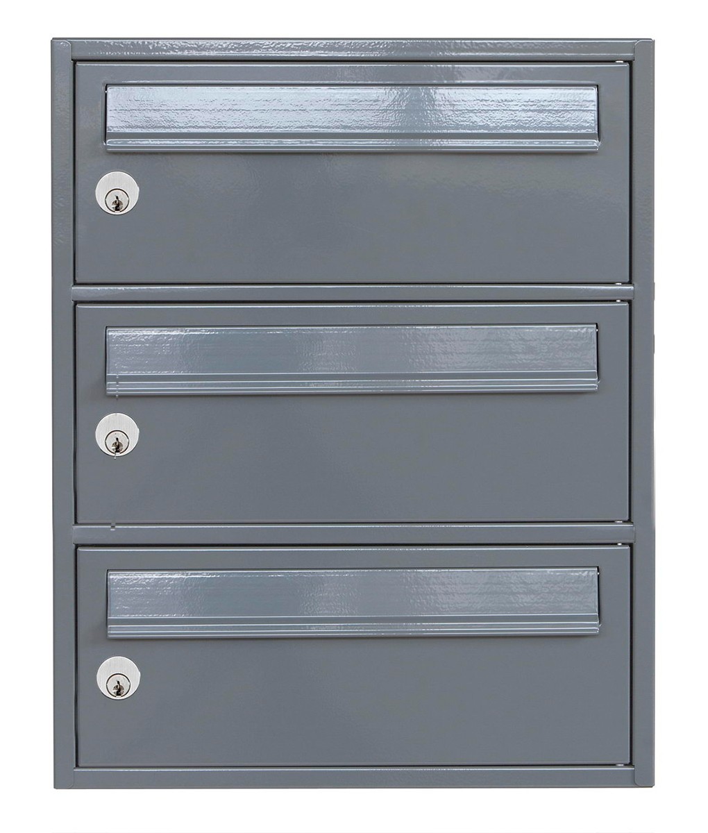 Spar plads med moderne modul postkasser